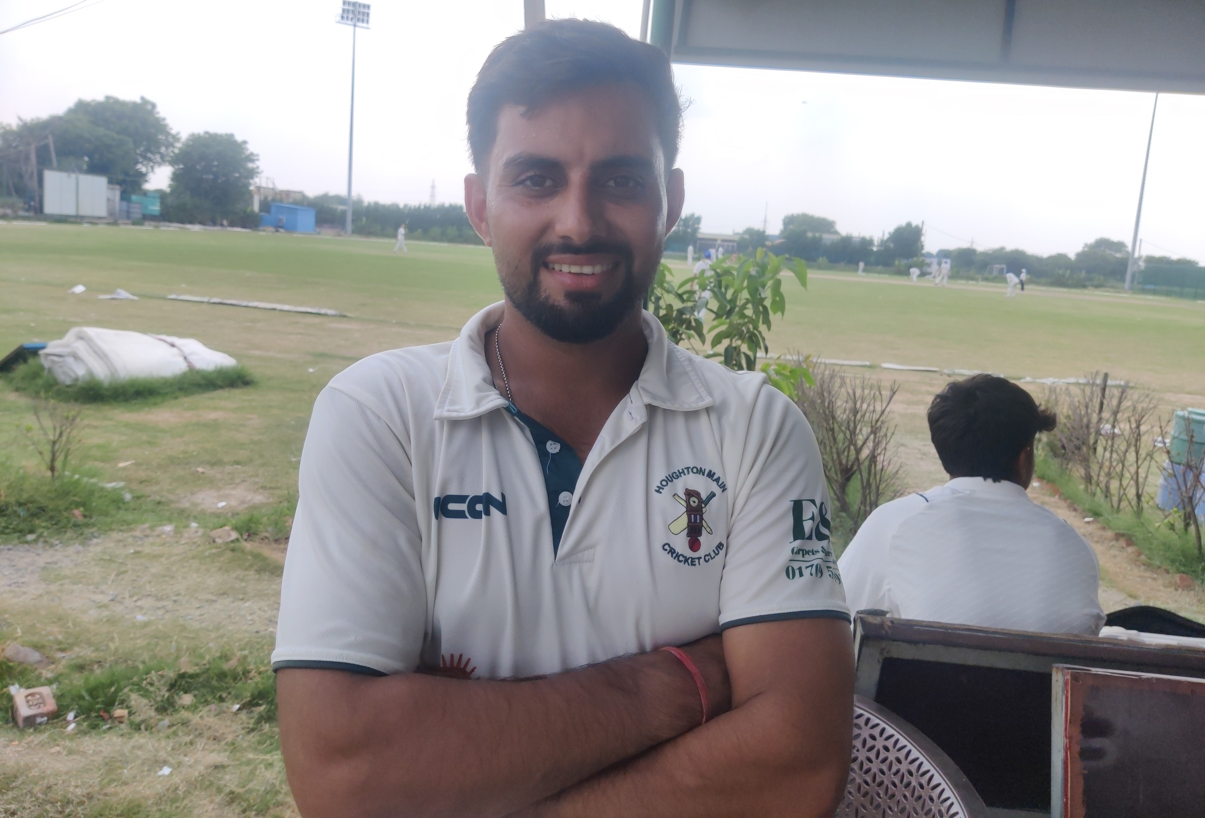 Vikas Dixit's all-round show guides LB Shastri into Hot Weather final